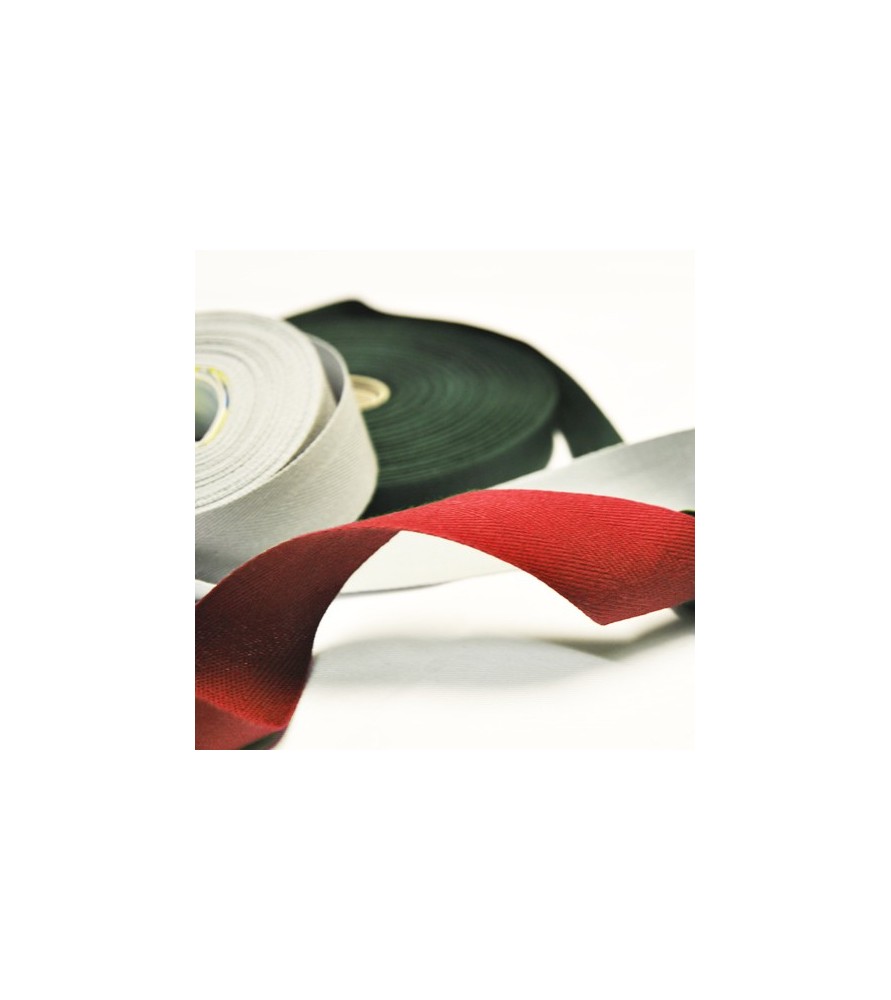 Twill Band in unseren Fabriken in Frankreich hergestellt, in Rollen ...